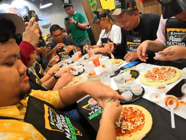 Greenwich All-In Overload: The Perfect Pizza