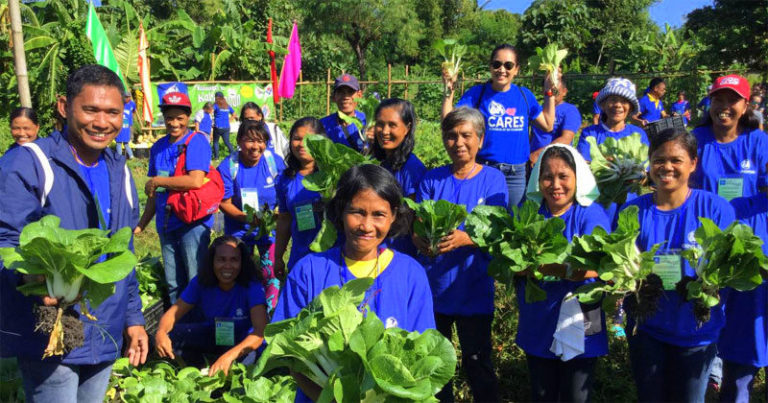 Guimaras farmers harvest produce, graduates at SM City Iloilo