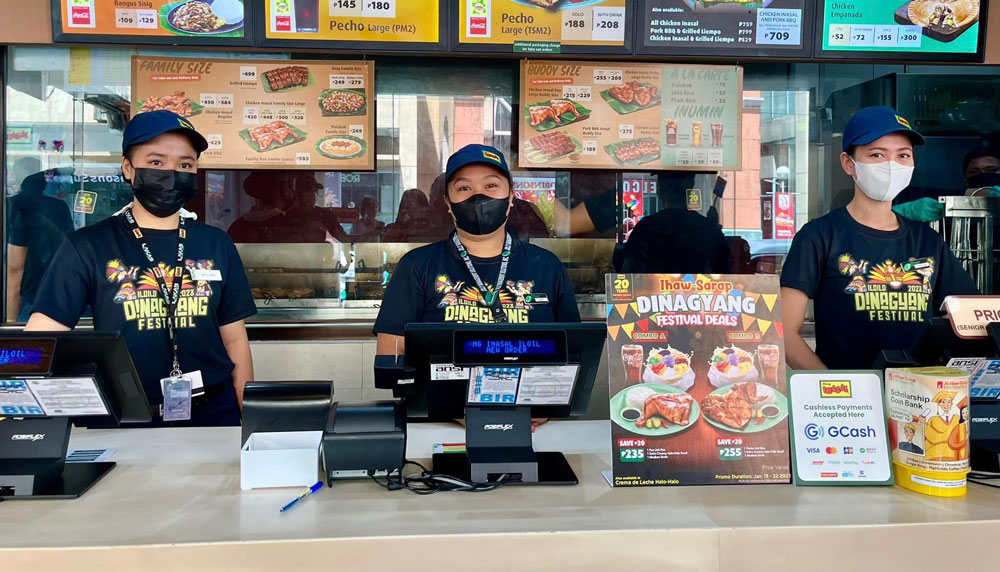 Mang Inasal treats Ilonggos at 2023 Dinagyang