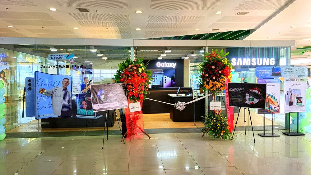Samsung Experience Store reopens in SM City Cyberzone
