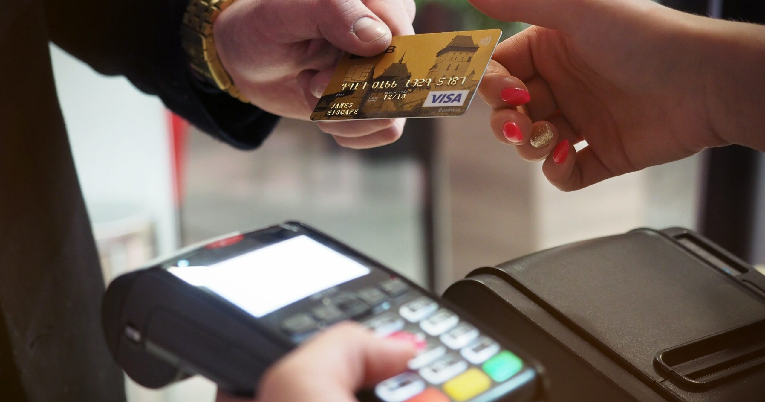 6 Best Qualities to Look for in a New POS System for Small Businesses