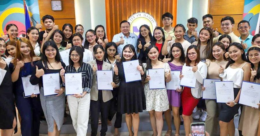 How to apply for USWAG Scholarship