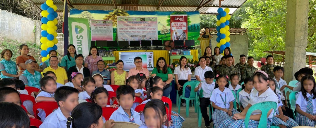 PLDT, Smart support young learners in Maasin, Iloilo via digital tools
