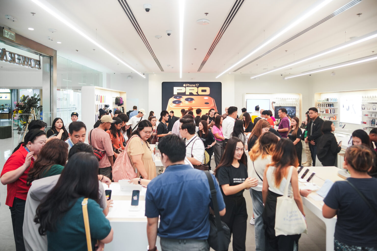 First in Visayas: Power Mac Center Apple Premium Partner store opens in ...